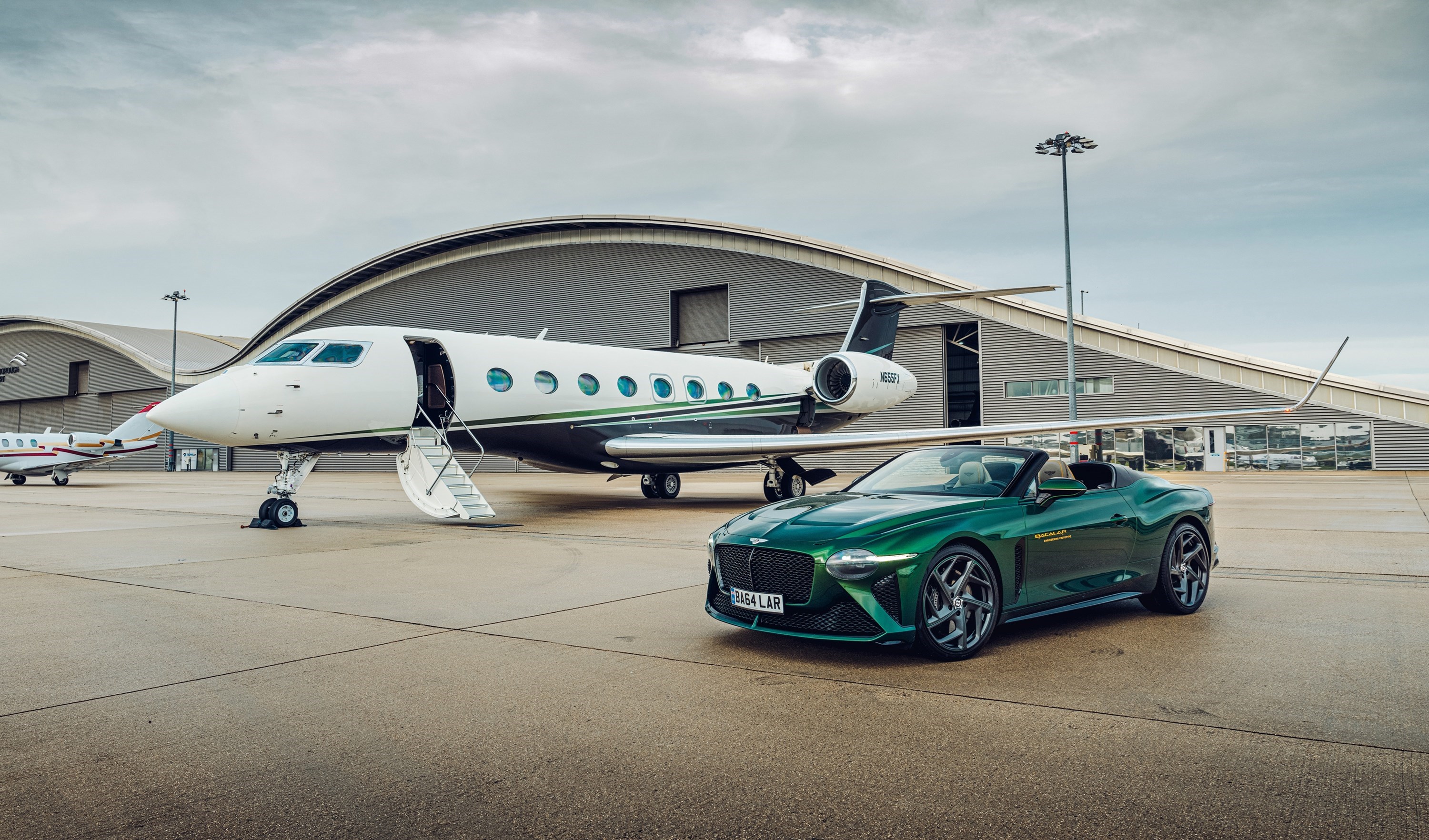 Bentley News 2022 : BACALAR INSPIRES BESPOKE LUXURY AIRCRAFT WITH FLEXJET